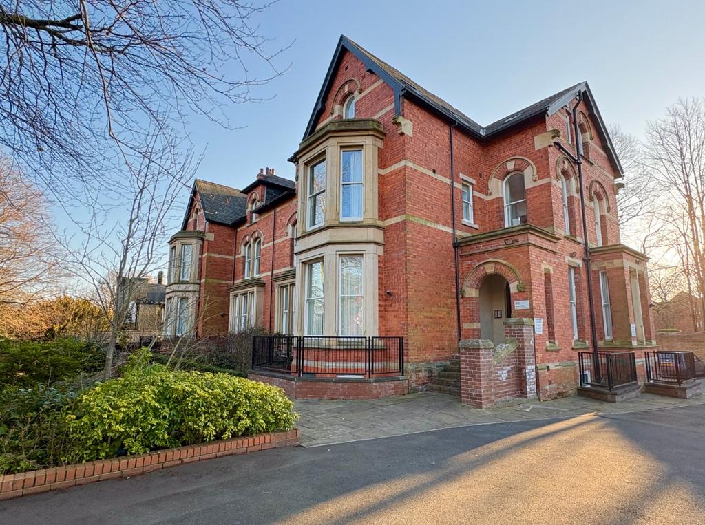 Cardigan Road, Headingley, Leeds, LS6 2 bed flat - £1,195 pcm (£276 pw)