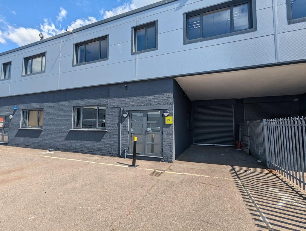 Unit N, Penfold Industrial Park... Industrial unit to rent - £6,845 pcm ...