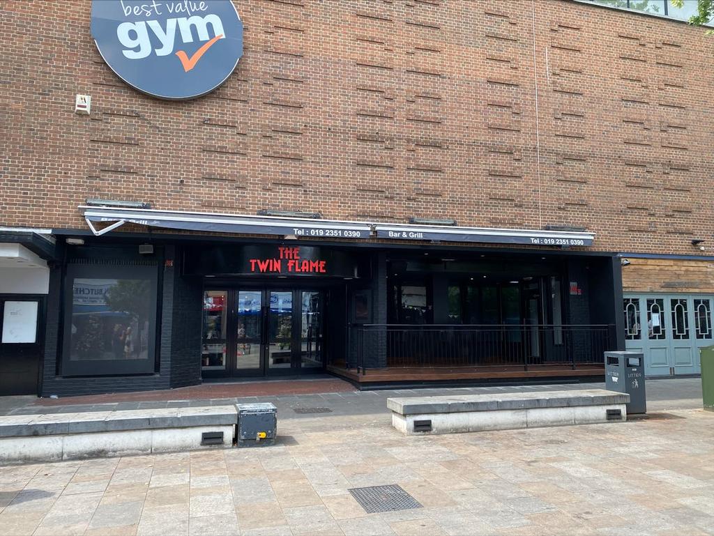 Unit B Gade House, The Parade, 46... Retail property (high street) - £ ...