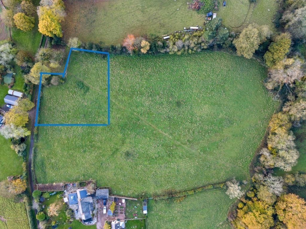 Little Birch, Herefordshire, HR2 4 bed property with land - £350,000