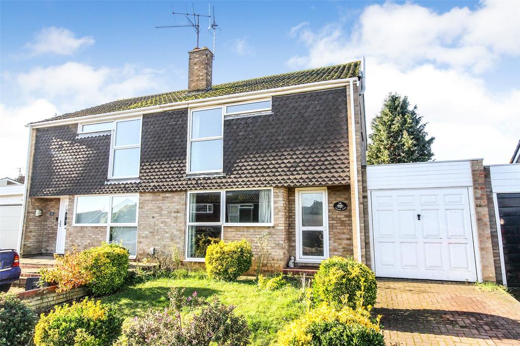 Aragon Road Ampthill Bedfordshire 3 Bed Semi Detached House For