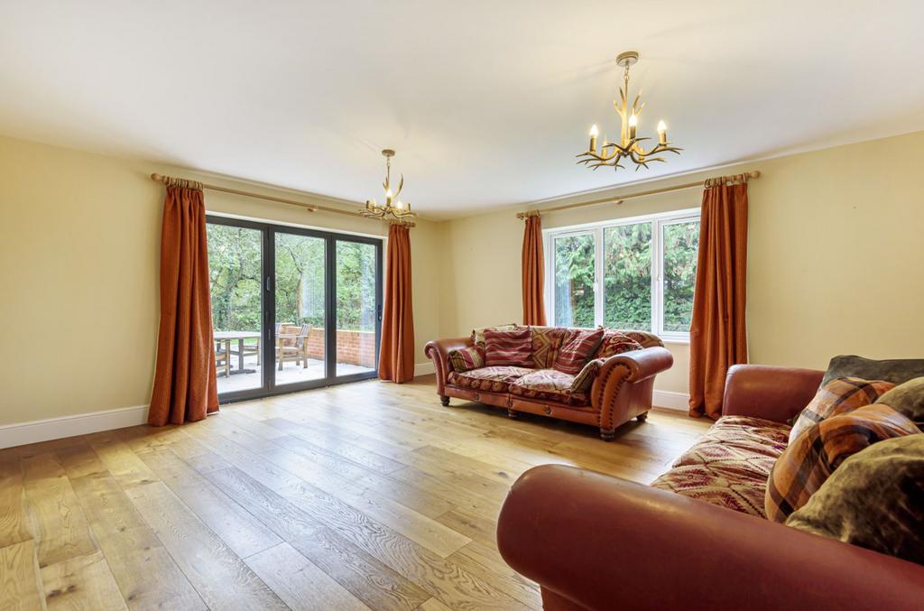 Finchampstead, Wokingham RG40 4 bed detached house for sale - £1,250,000