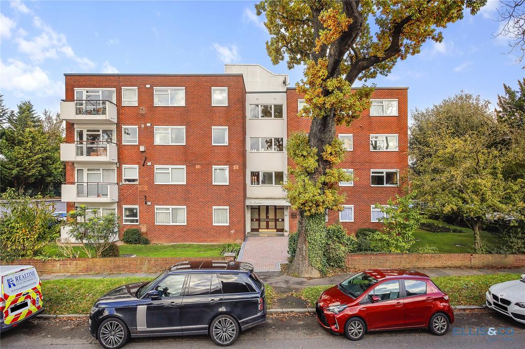 Ballards Lane, Finchley, N3 2 bed property - £475,000