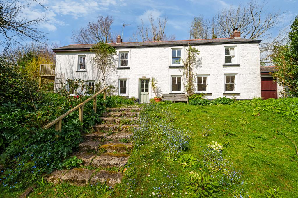 Treswithian Downs, Camborne 4 bed cottage for sale - £795,000