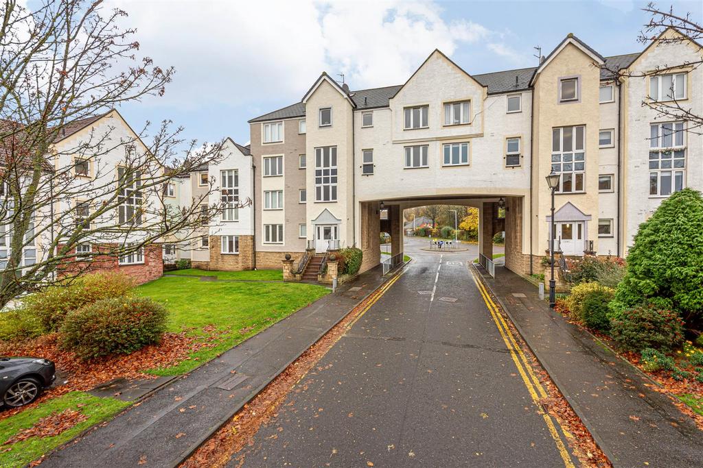 6 Harbour Place, Dalgety Bay... 2 bed property - £145,000