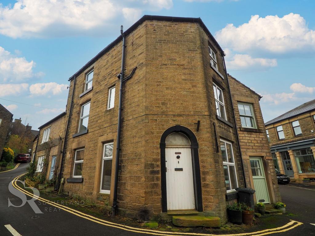 Church Street, Hayfield, SK22 2 bed terraced house for sale - £240,000