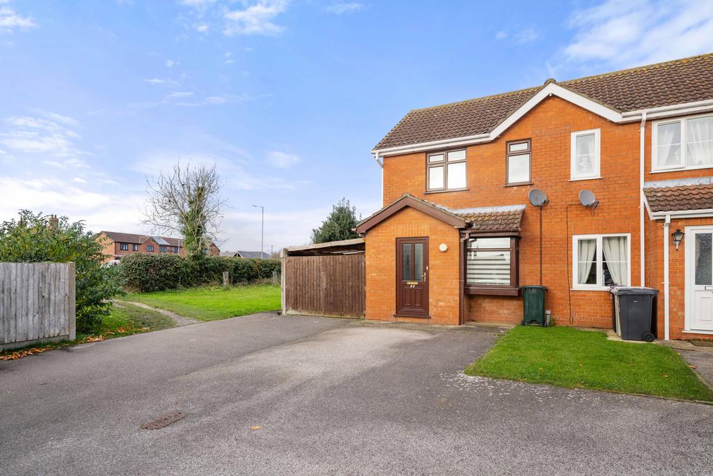 Old School Mews, Spilsby, PE23 2 bed end of terrace house - £120,000
