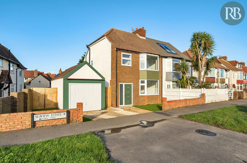 Seaview Estate, Brighton BN42 3 bed semi-detached house - £475,000