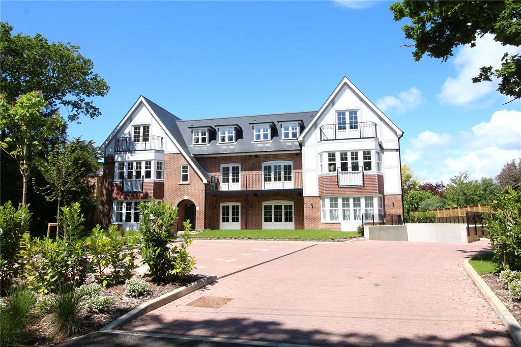 Chewton Farm Road, Highcliffe... 2 bed apartment for sale - £525,000