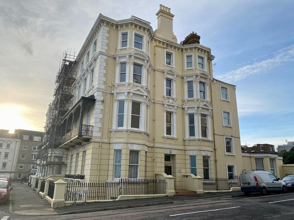 Victoria Parade, Ramsgate 1 bed apartment - £120,000