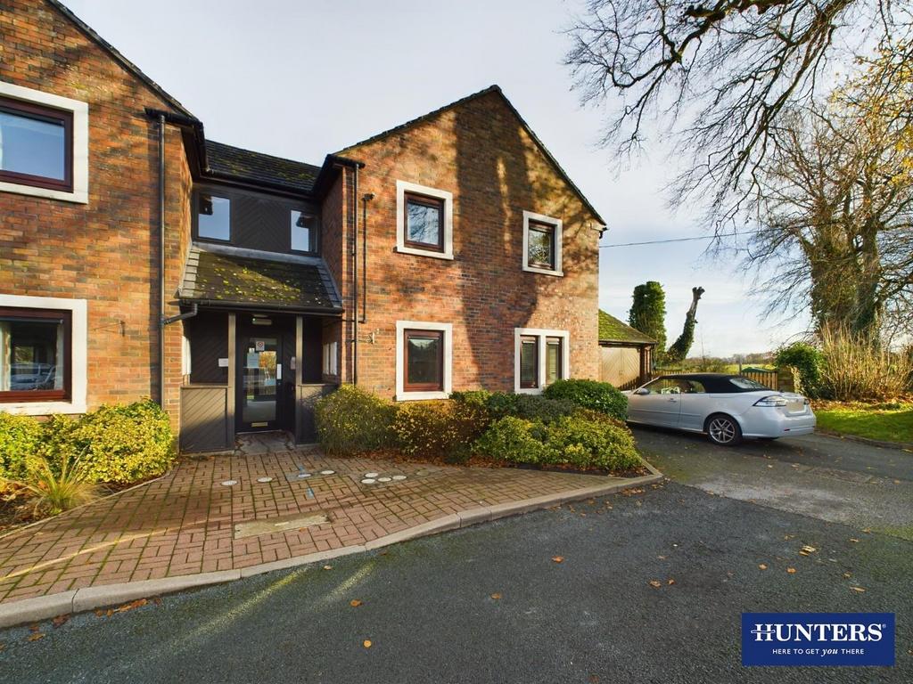 Scotby Green Steading, Scotby... 2 bed flat - £105,000