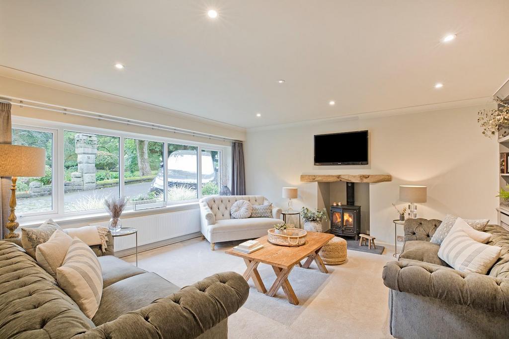 Moor Road, Burley Woodhead LS29 3 bed cottage - £995,000