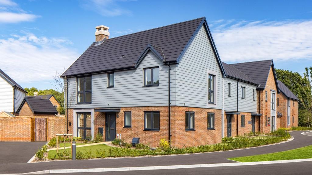 Plot 1, The Poppy at Rosebrook... 3 bed detached house - £495,000