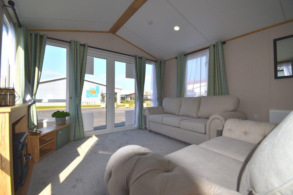 Sand le Mere Holiday Park 3 bed static caravan - £64,995