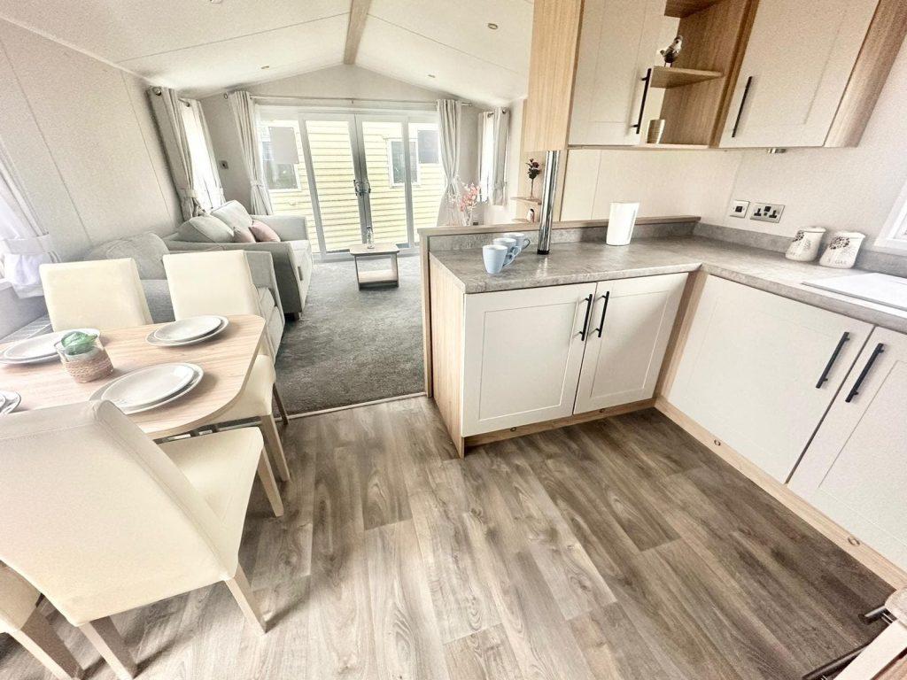 Seawick Holiday Park 2 bed static caravan - £64,995