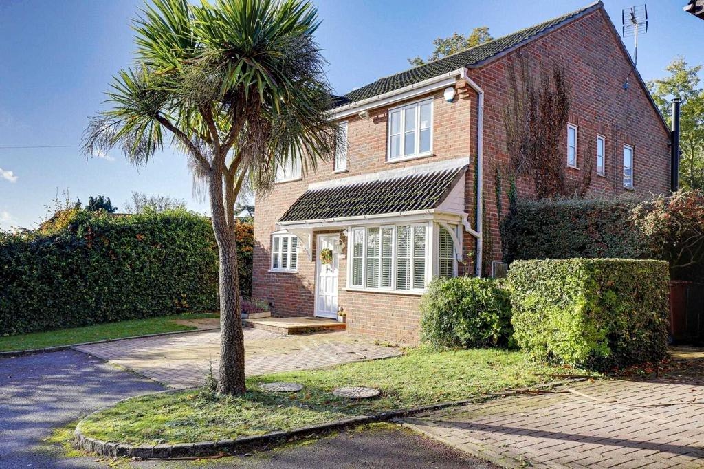 Chiltern Heights, Caversham, Reading 4 bed detached house for sale - £ ...