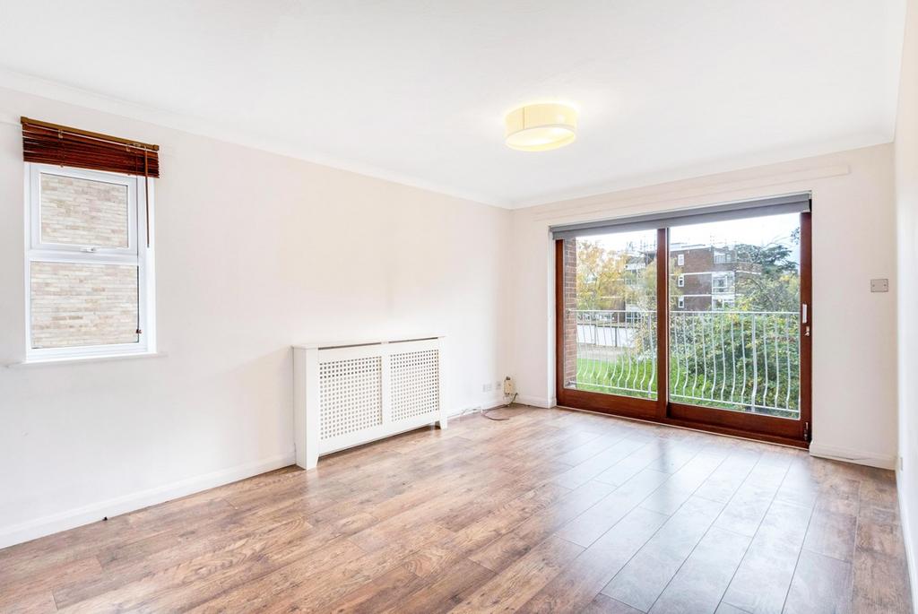 Daniel Court, 17 Brackley Road, BECKENHAM, BR3 2 bed flat for sale - £ ...