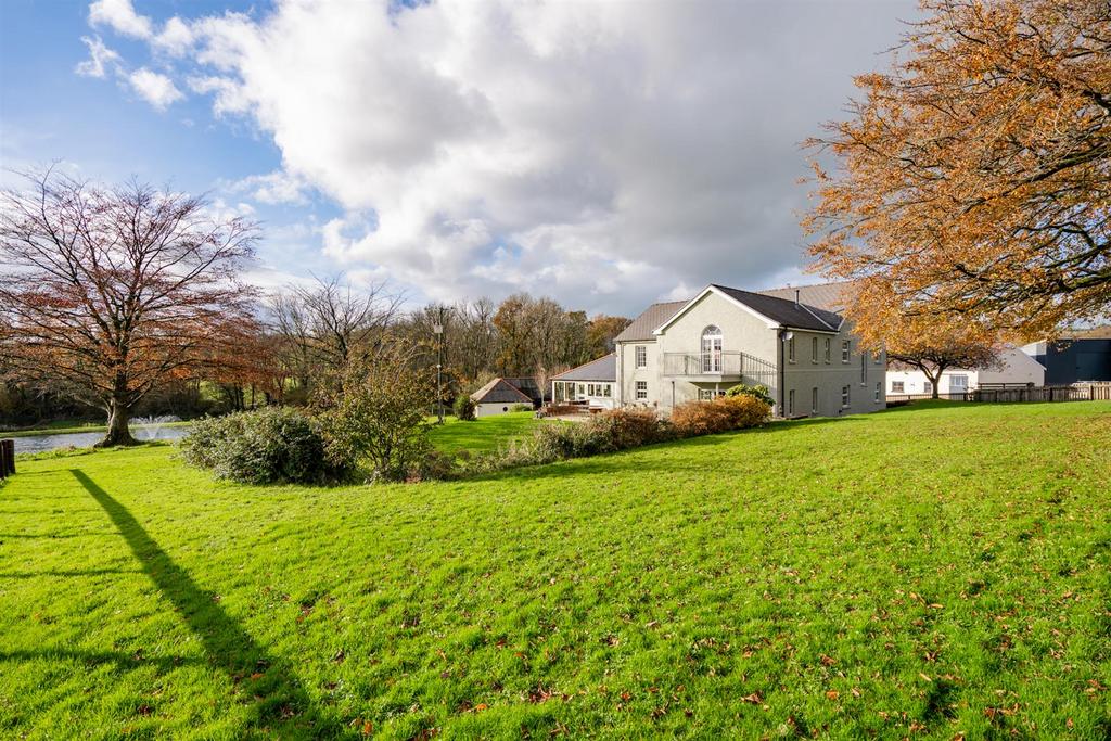 Glancellyn, Nantgaredig, Carmarthen 6 bed property with land for sale ...