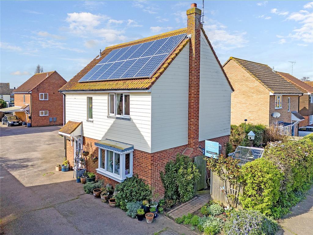 North Street, Great Wakering... 3 bed detached house - £425,000