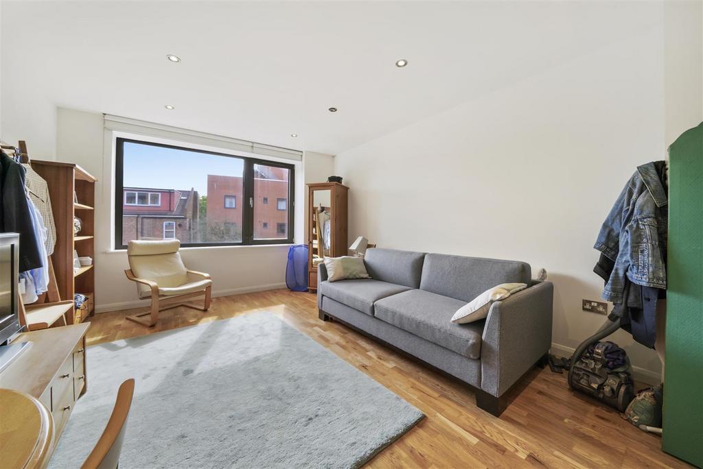 Peterborough Road, Harrow HA1 Studio for sale - £239,995