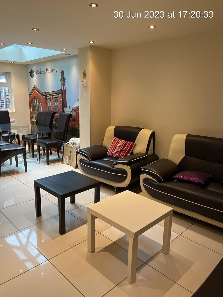 Hubert Road, Birmingham B29 7 bed barn conversion - £3,185 pcm (£735 pw)