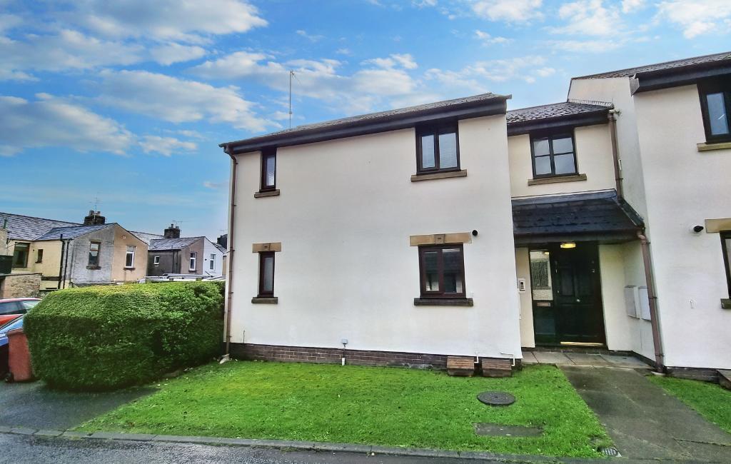 Alleys Green, Clitheroe, BB7 2AE 1 bed apartment - £640 pcm (£148 pw)
