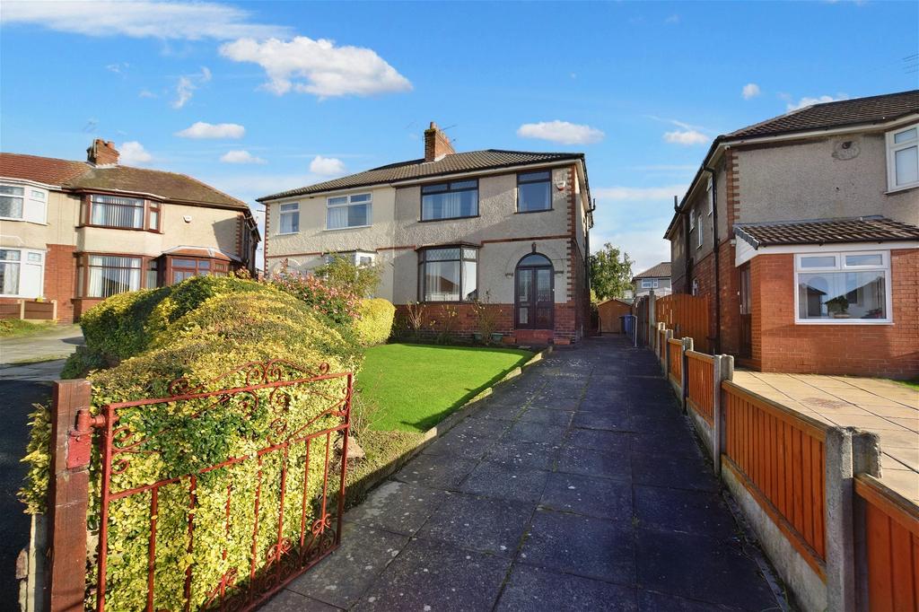 Kent Grove, Runcorn 3 bed semi-detached house - £180,000