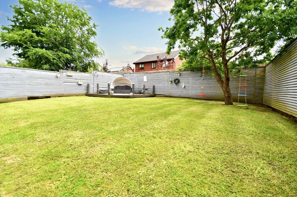 Hollins Lane, Unsworth, Bury BL9 8AH 4 bed detached house - £395,000