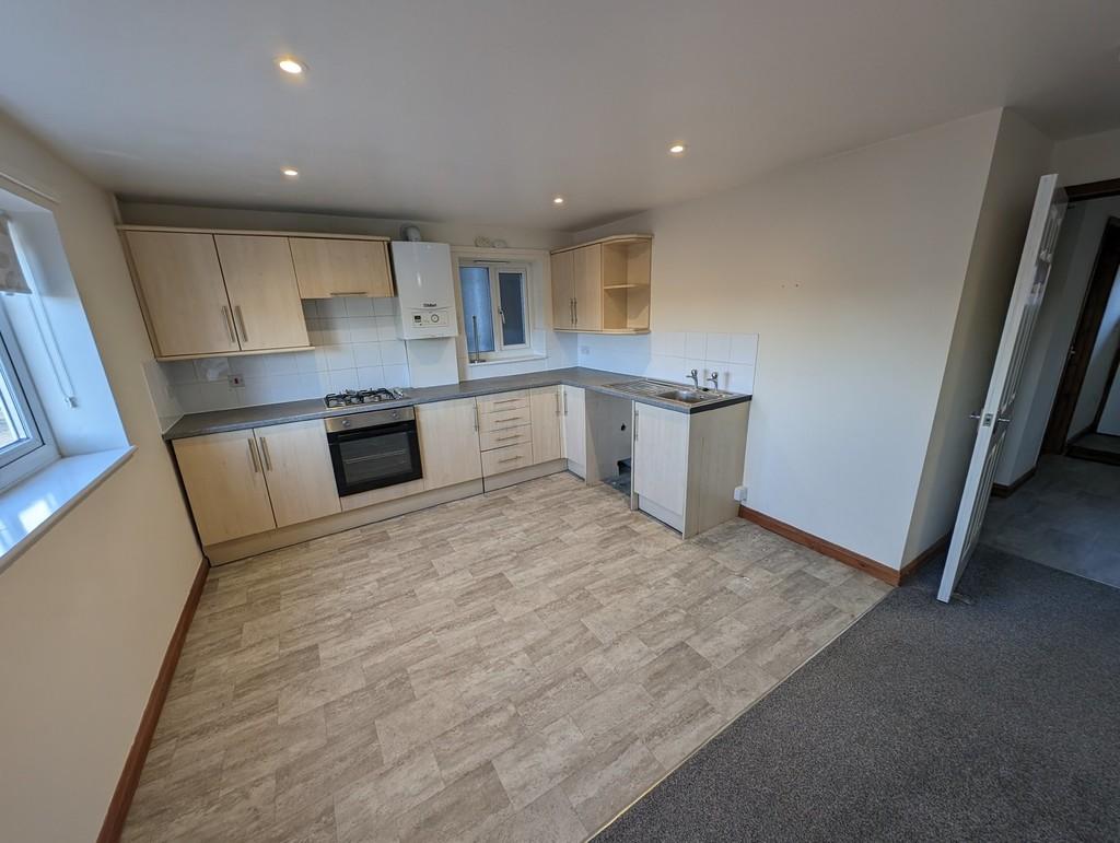Alexander Mews, Leiston 2 bed flat - £625 pcm (£144 pw)