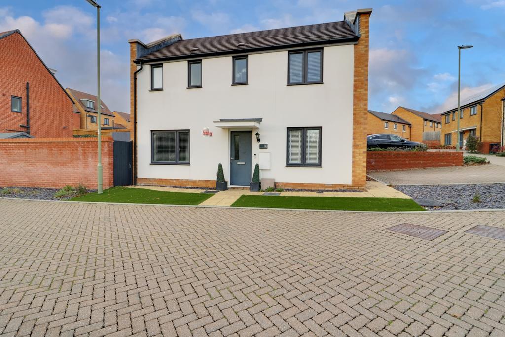 GREEN TEMPLETON CLOSE, BASINGSTOKE, RG24 3 bed detached house for sale ...