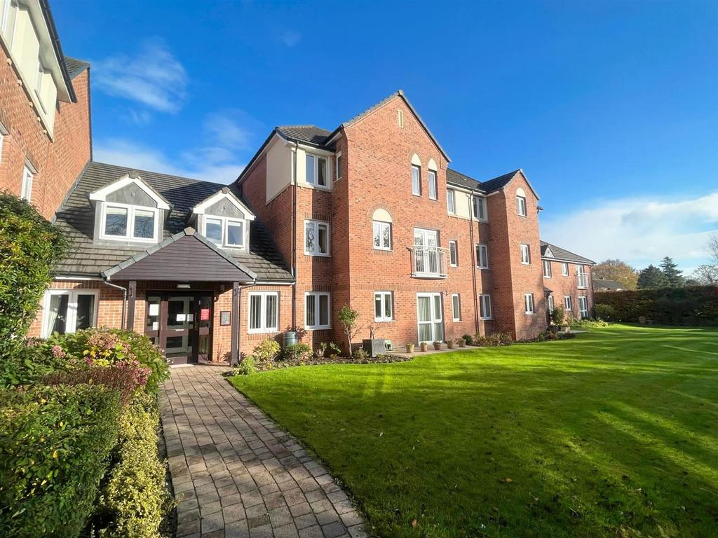 Timothy Hackworth Court, The Avenue... 1 bed flat - £150,000