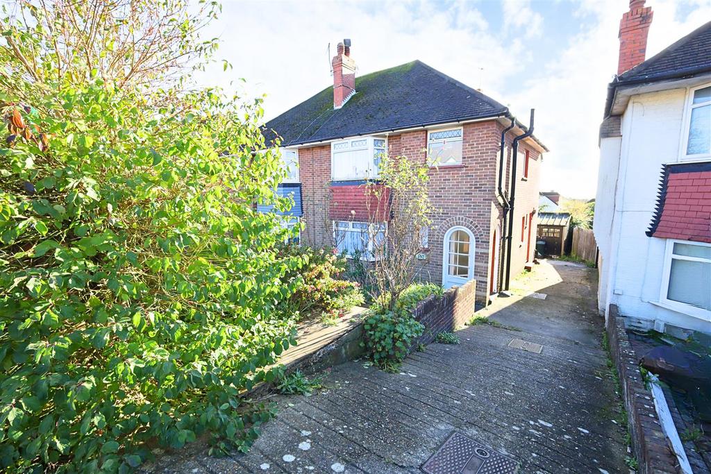 Hangleton Road, Hove 3 bed semi-detached house for sale - £450,000