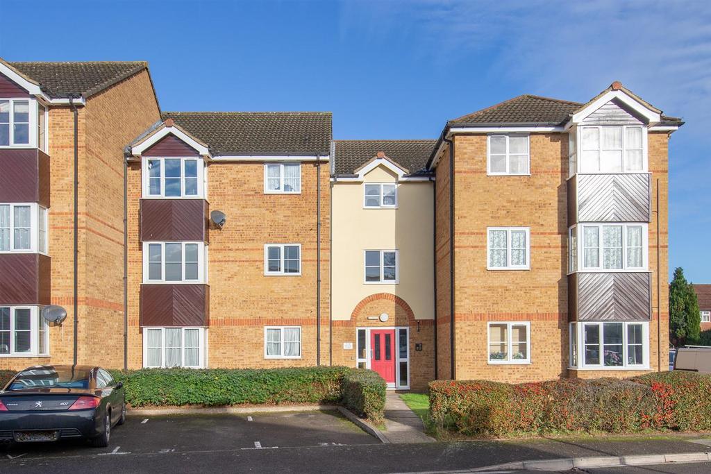Falcon Close, Dunstable, Bedfordshire 1 bed flat for sale - £150,000