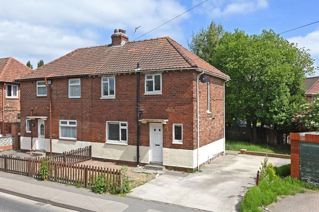Union Lane, Selby, YO8 3 bed semi-detached house - £850 pcm (£196 pw)