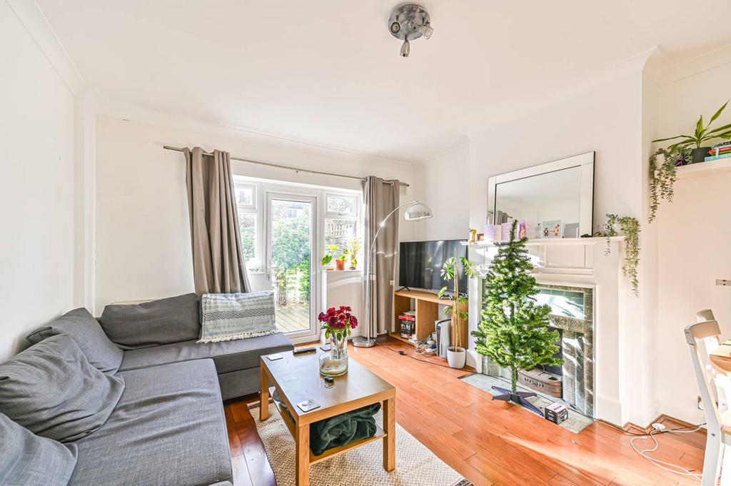 Parkthorne Road, Balham, London, SW12 4 bed terraced house - £3,600 pcm ...