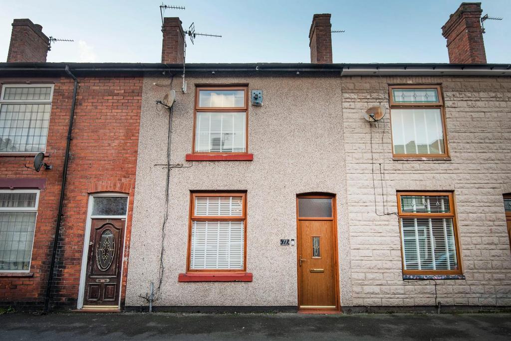 Glebe Street, Leigh 3 bed terraced house for sale - £135,000