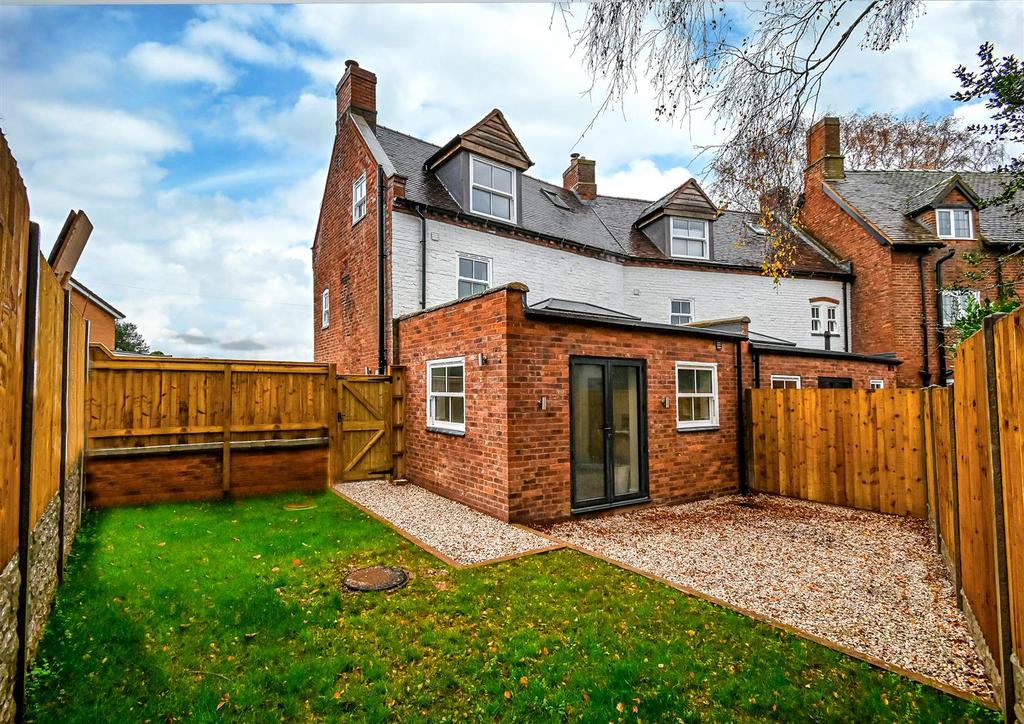 4 Rudge Road, Pattingham, Wolverhampton 3 bed end of terrace house - £ ...