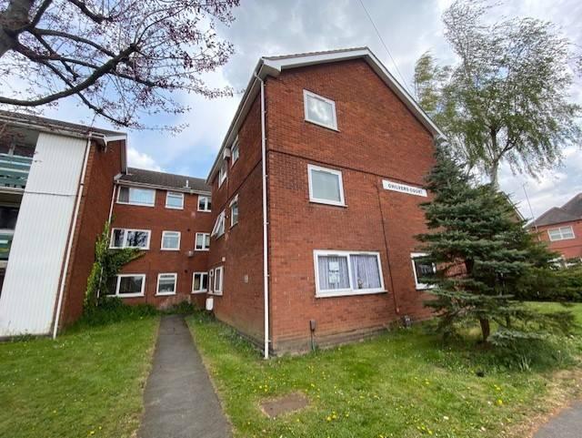 Chilvers Court, Nuneaton 2 bed flat - £620 pcm (£143 pw)