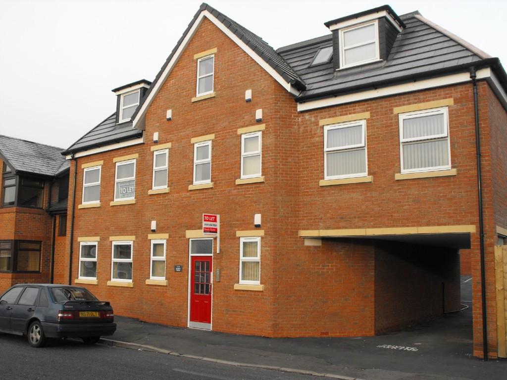 Albert Court, Albert Road, Widnes 2 bed apartment - £625 pcm (£144 pw)