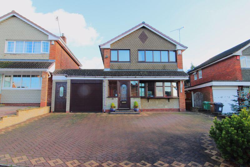 Bude Road, Walsall, WS5 3EX 3 bed detached house - £350,000