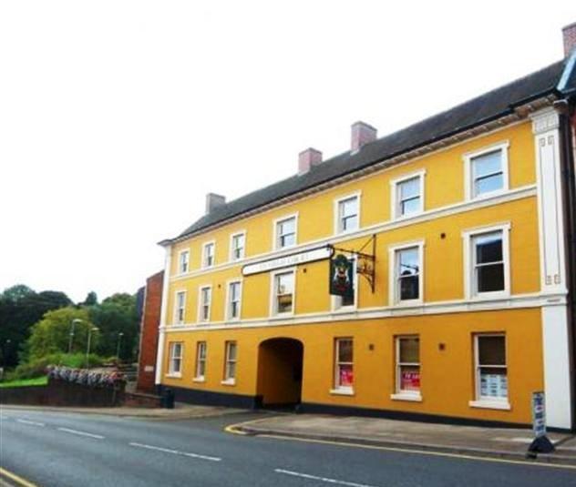 High Street, Lutterworth LE17 1 bed apartment - £650 pcm (£150 pw)