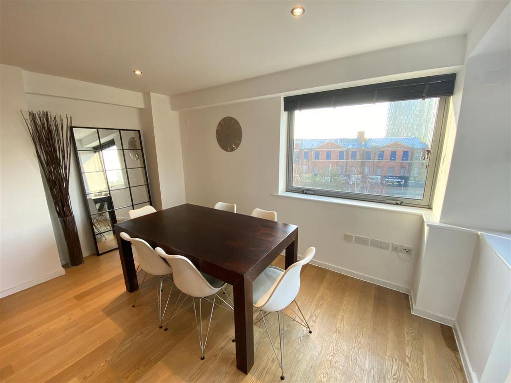 Castlegate, Chester Road, Manchester 1 bed apartment for sale - £219,950