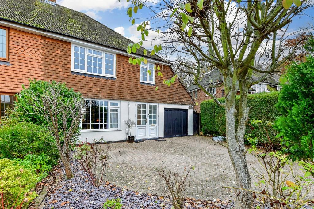 Ashden Walk, Tonbridge, Kent 4 bed semi-detached house - £595,000