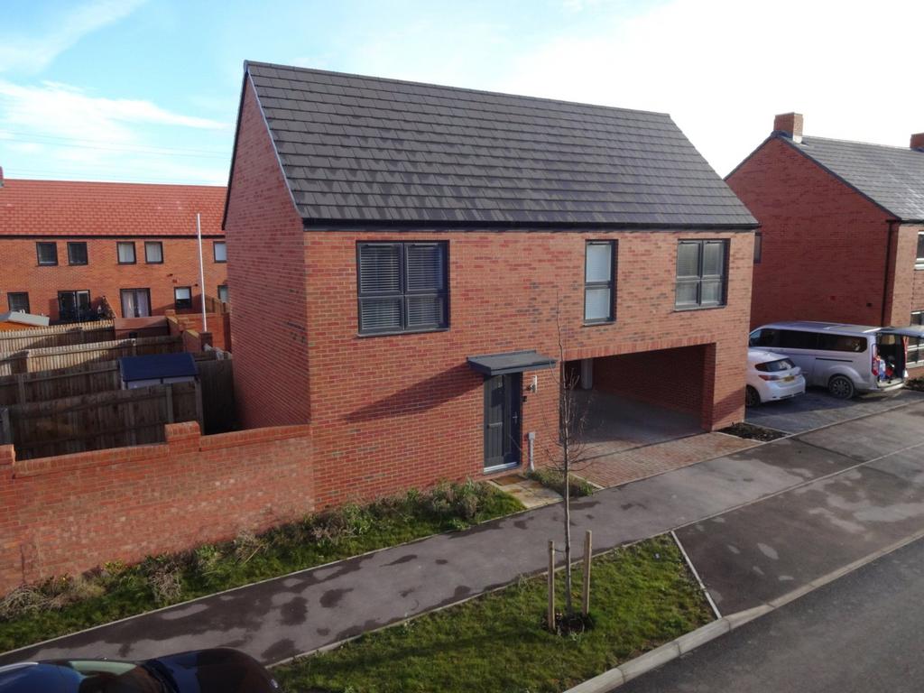 Box Crescent, Houghton Regis, Dunstable, Bedfordshire, LU5 2 bed ...