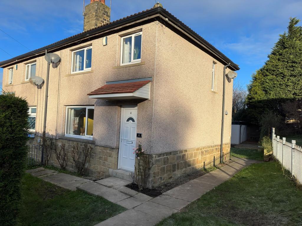 West Royd Avenue, Shipley, BD18 2PB 3 bed semi-detached house - £135,000