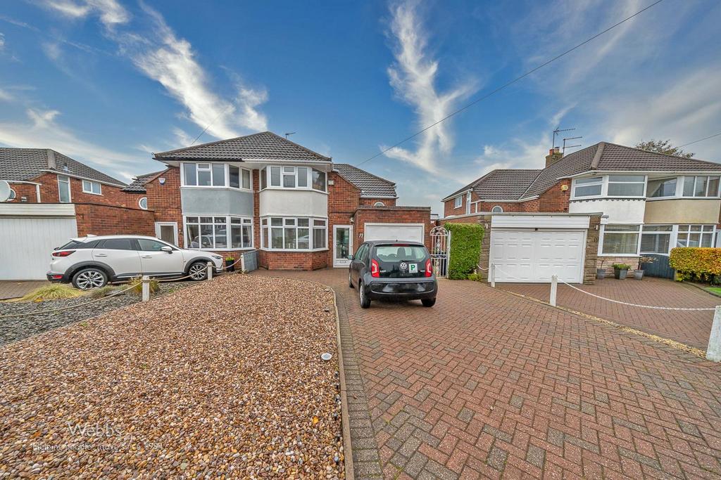 The Leasow, Walsall WS9 3 bed semi-detached house - £345,000