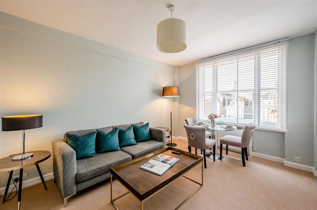 Hill Street, Mayfair, London, W1 1 bed flat - £3,207 pcm (£740 pw)