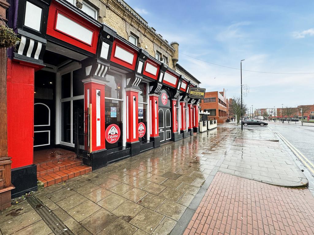 Victoria Road, Hartlepool, TS24 Bar and nightclub - £300,000