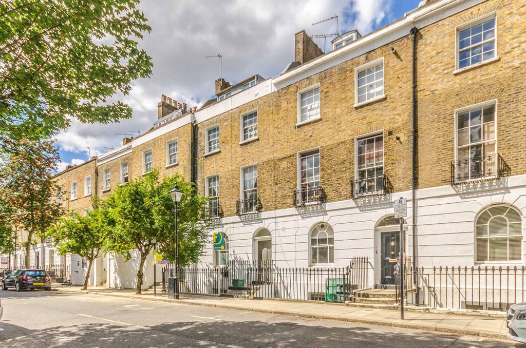 Devonia Road, Angel, London, N1 3 bed maisonette to rent - £9,902 pcm ...