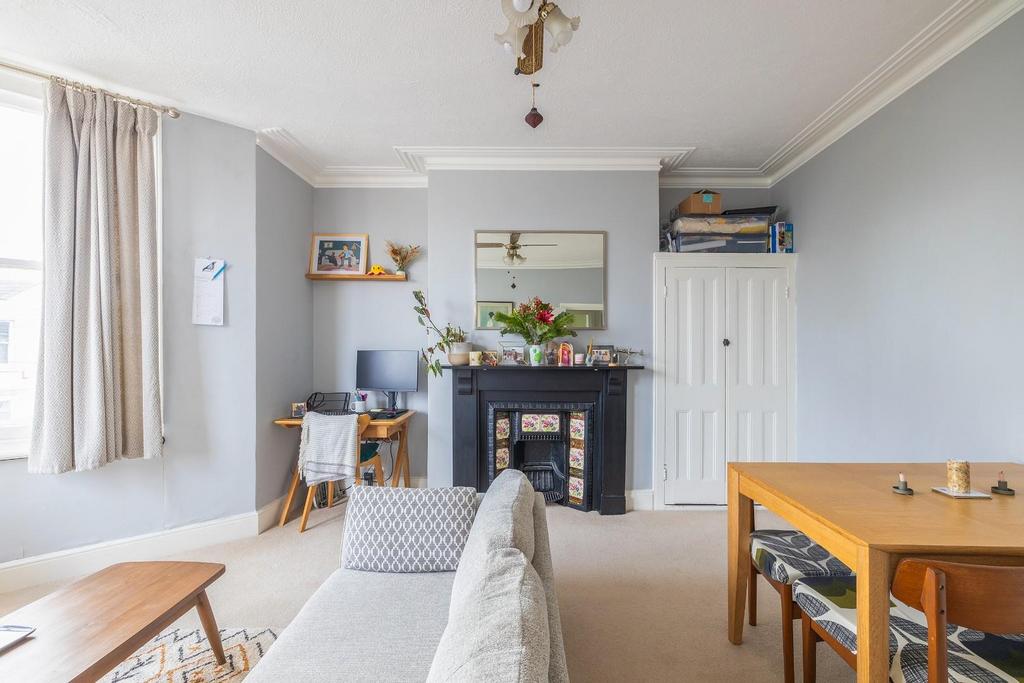 Stackpool Road, Southville 1 bed flat - £270,000